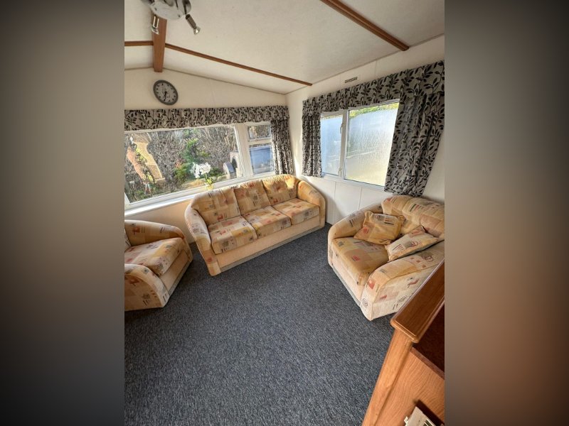 Used 2006 Cosalt Capri 32x12 2 bedroom DG/CH - site fees included until ...